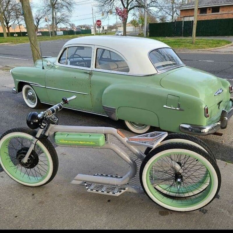 Tanked Edition - JRat Customs - Flash E-Bikes